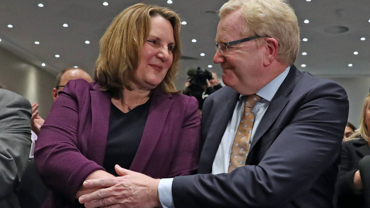 Jackson Carlaw elected Scottish Conservatives leader | LBC