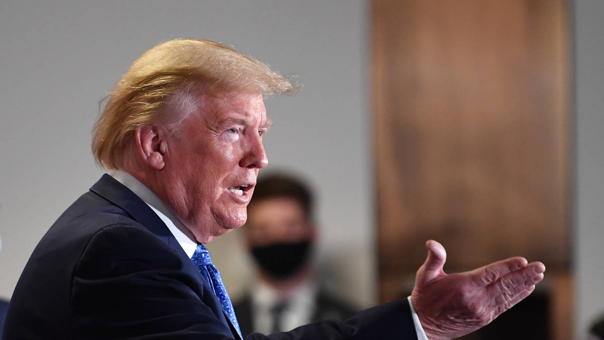 Donald Trump calls for churches to reopen despite coronavirus threat | LBC