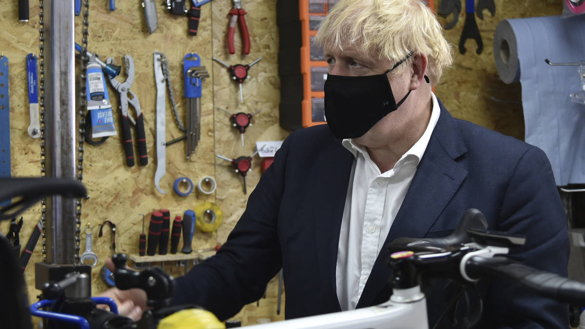 Boris Johnson cycle voucher website crashes at launch | LBC
