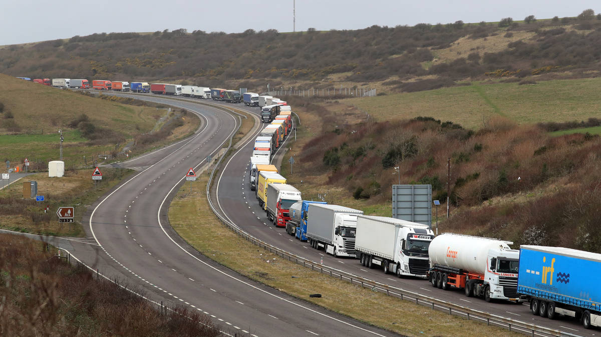Brexit: Lorries to be stopped in Kent at 'new internal border' | LBC