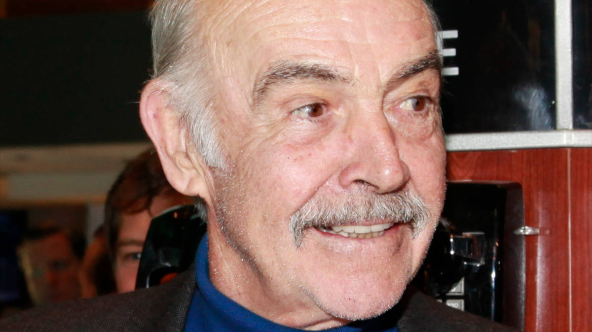 Sir Sean Connery dies aged 90 | LBC
