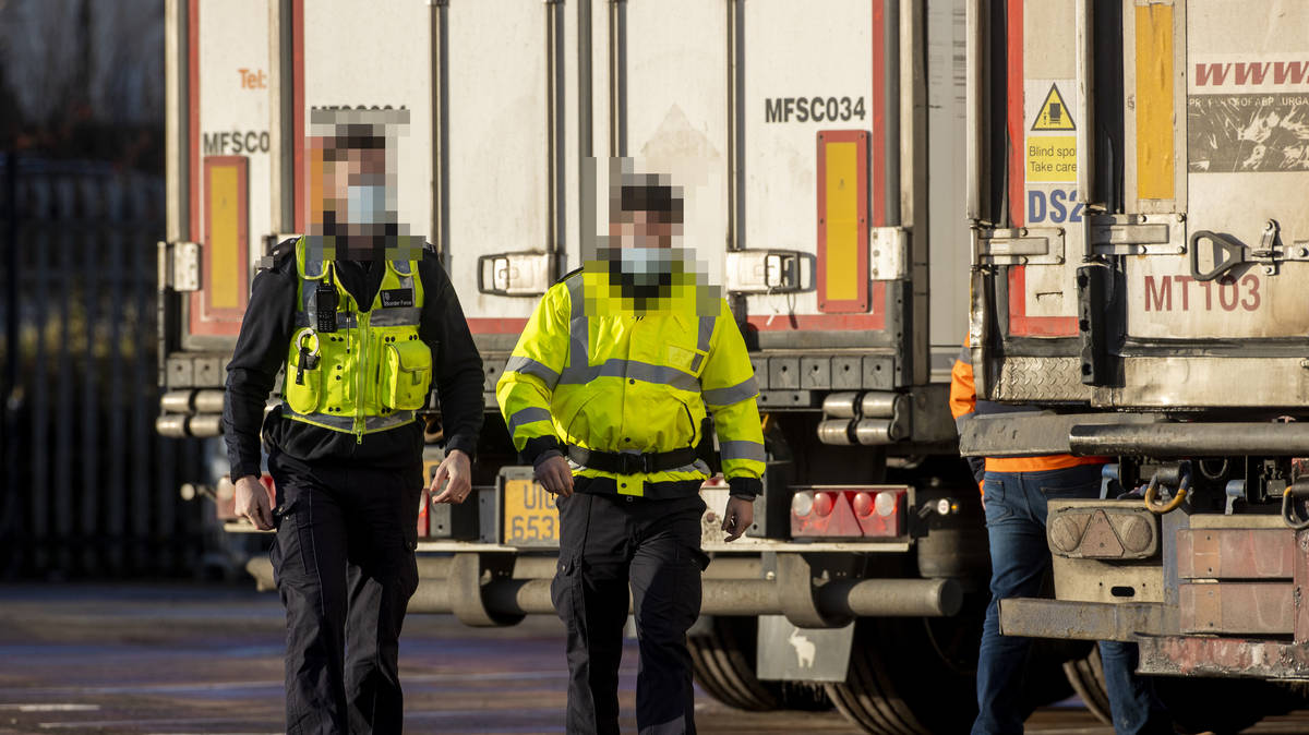 Guidance on hauliers picking up multiple loads issued | LBC