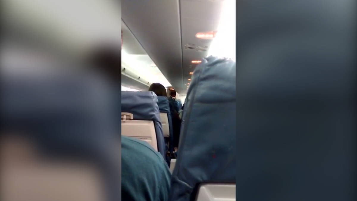 WATCH: Flybe Pilot Has Passengers In Stitches With Hilarious Pre-Flight ...