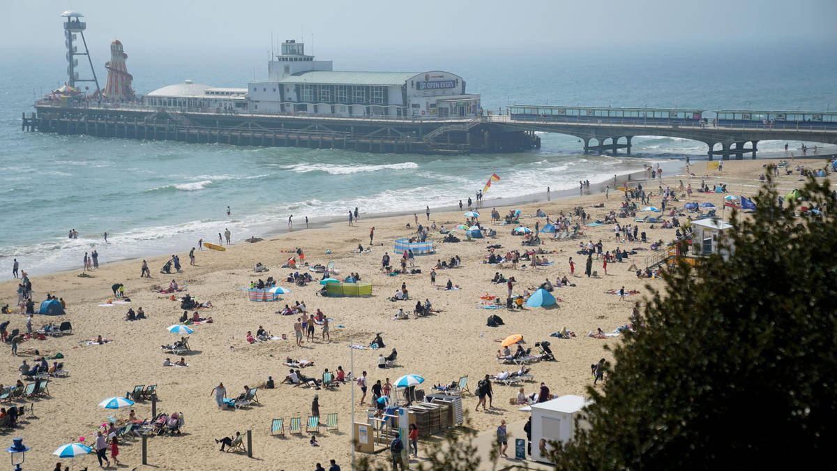 Easter heatwave: Brits soak up the sun as UK enjoys soaring ...
