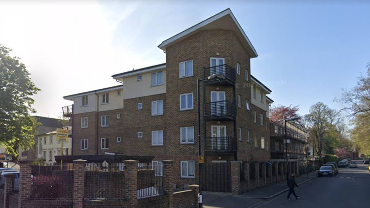 Woman lay dead in London flat for over two years after police said she ...