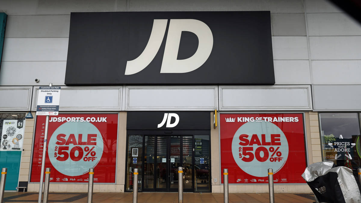 JD Sports names former B&Q executive Regis Schultz as new chief | LBC