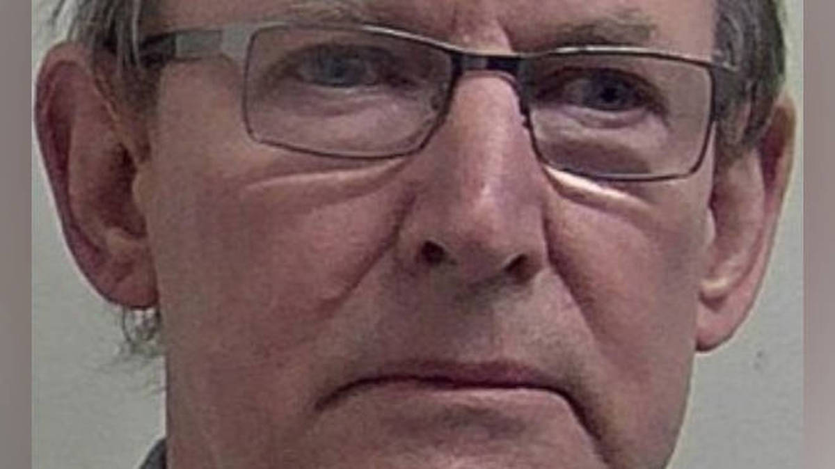 Necrophiliac murderer David Fuller who abused dead bodies in a mortuary ...