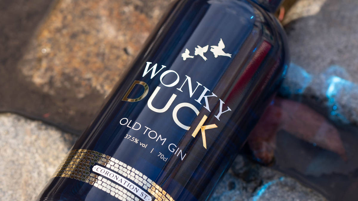 Coronation Street gin goes on sale in honour of Hilda Ogden’s ‘wonky ...