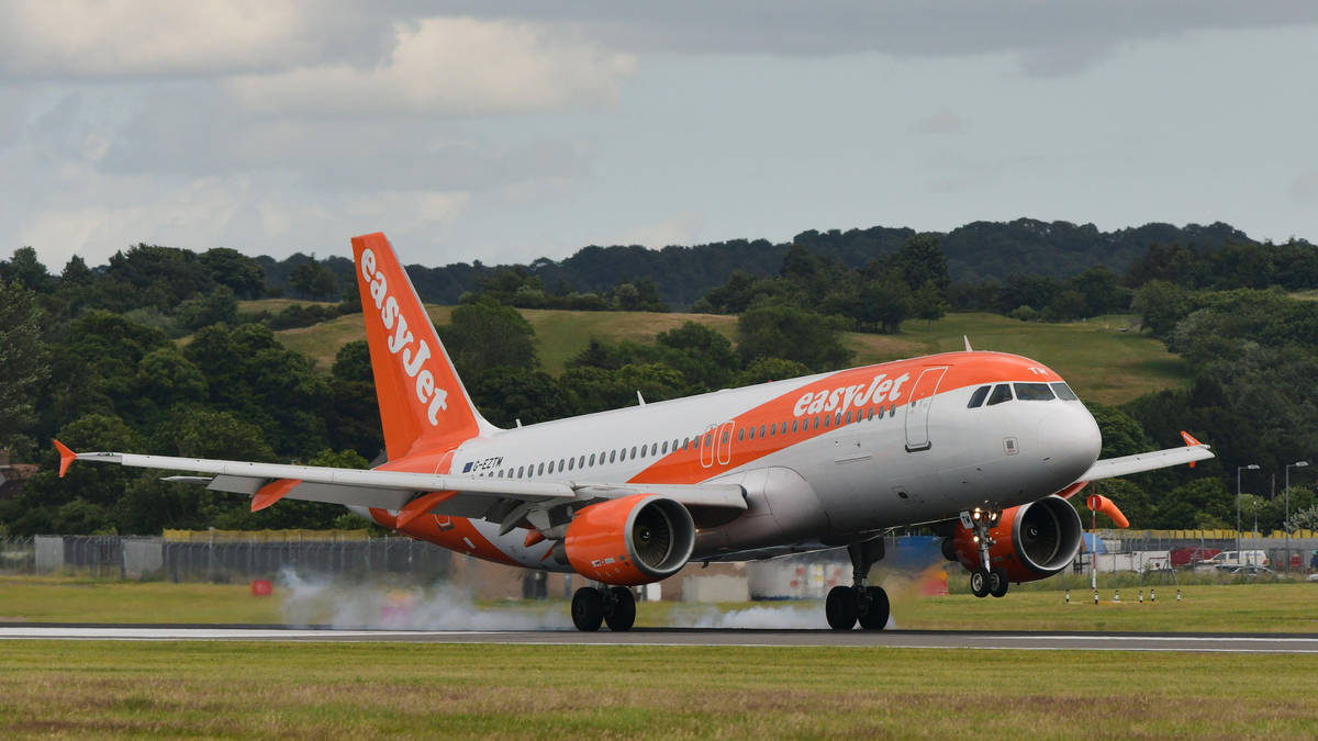 EasyJet plane removes 19 passengers from late night flight as it is ...