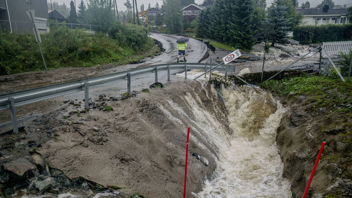 Warning of ‘extremely heavy rainfall’ after Storm Hans hits northern ...