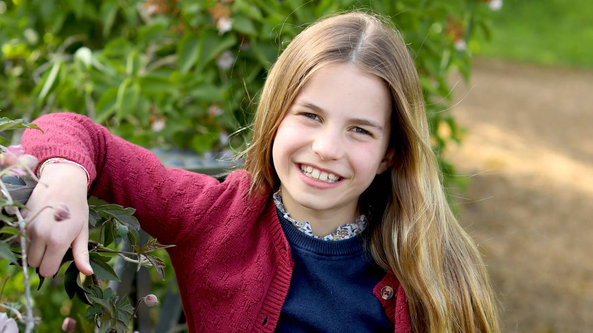 Princess Charlotte beams in new photo taken by Kate released to mark ...