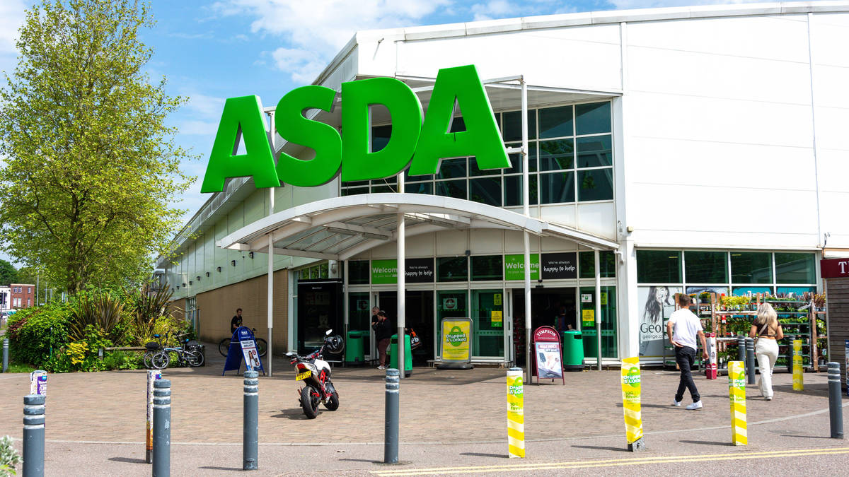 Asda refinances £3.2bn of debt with higher interest rates | LBC