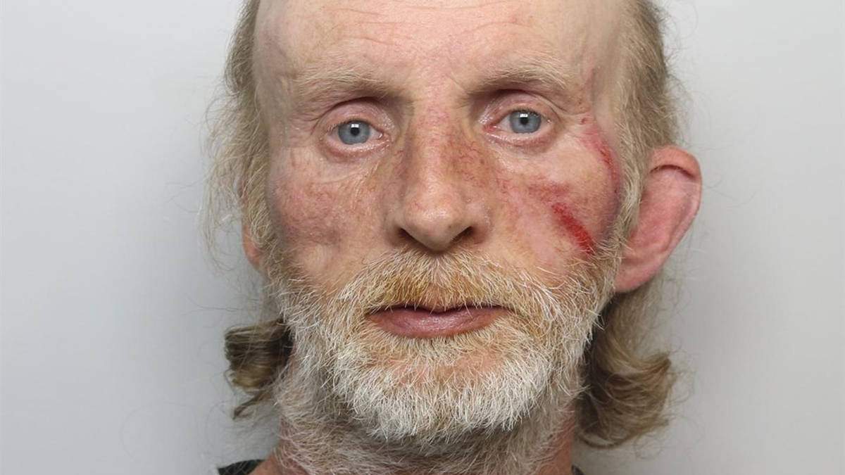 Man who pushed child off cliff guilty of attempted murder | LBC