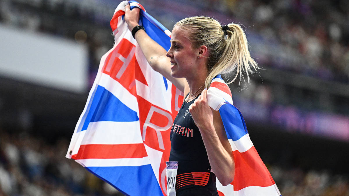 Keely Hodgkinson wins women's 800m in first athletics gold for Team GB ...