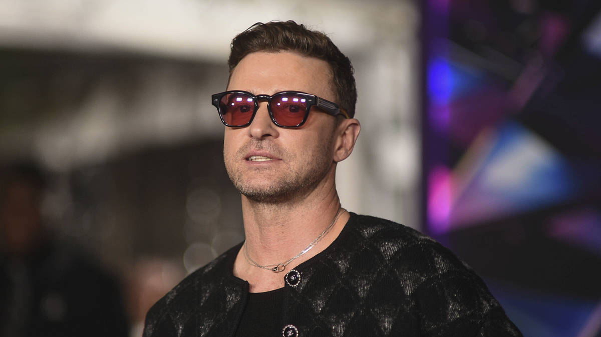 Justin Timberlake ‘reaches plea deal to resolve drink-driving case’ | LBC