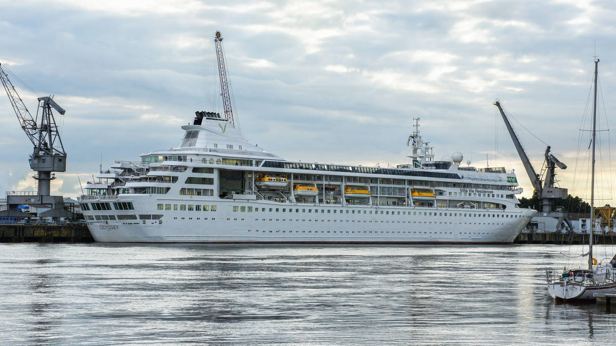 'Cursed' cruise ship stuck in Belfast since May faces new delay as ...