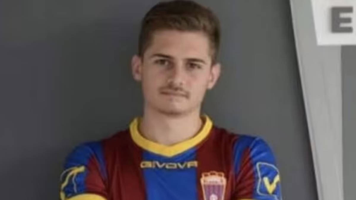 Tributes pour in for former Valencia footballer, 28, killed in Spanish ...