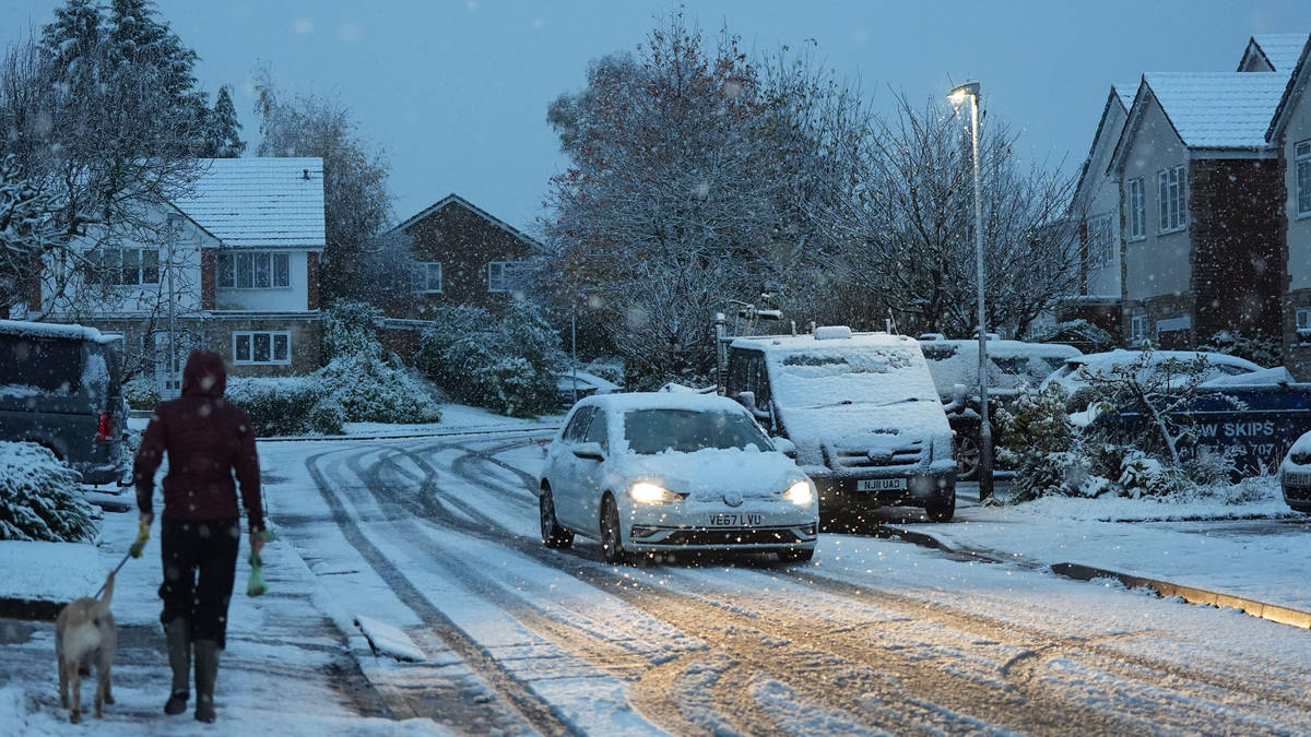 Full list of school closures today as UK snow forces classrooms to shut ...
