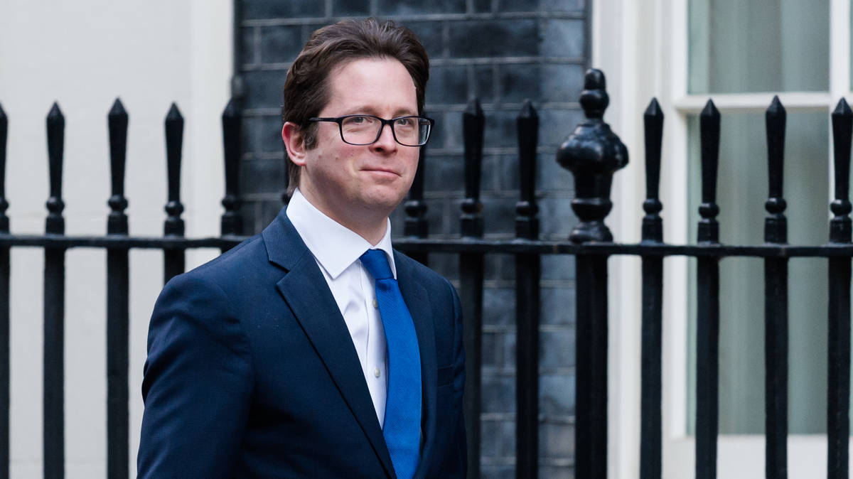 Alex Burghart takes on Angela Rayner at PMQs - but who is he? | LBC