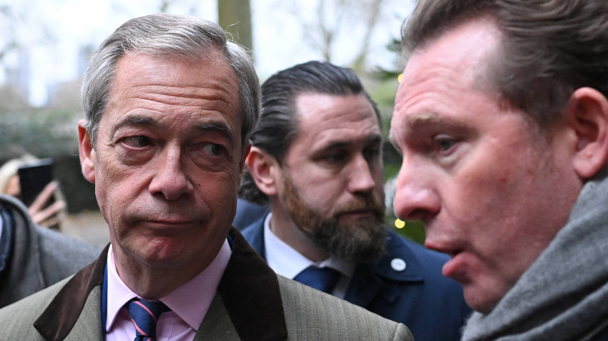 Billionaire ex-Tory donor will give Reform millions to boost chances at ...