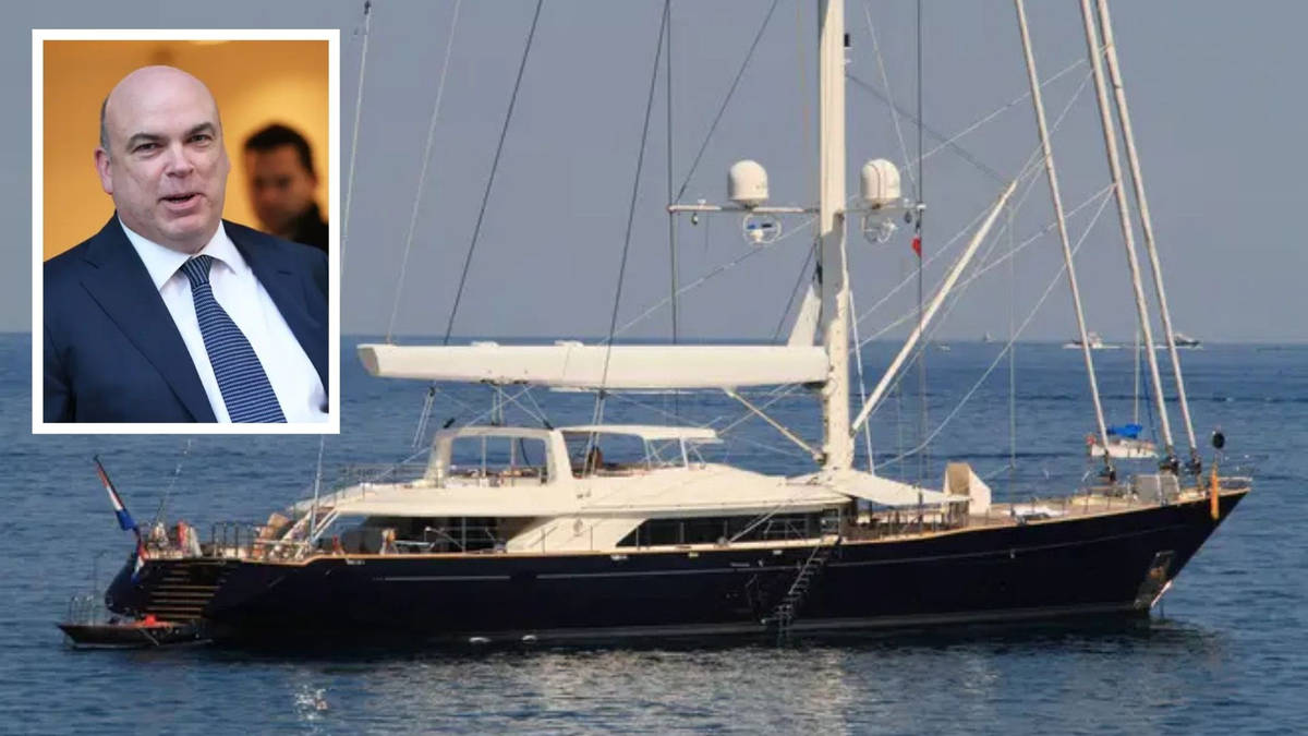 Tech tycoon Mike Lynch's luxury superyacht Bayesian which sunk off ...
