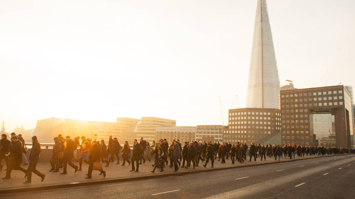 Labour MPs call for four-day week as part of workers’ rights package | LBC
