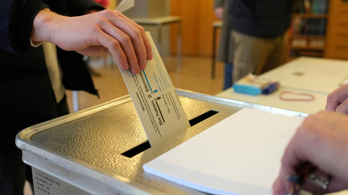 German voters head to the polls in high-stakes election set to impact ...