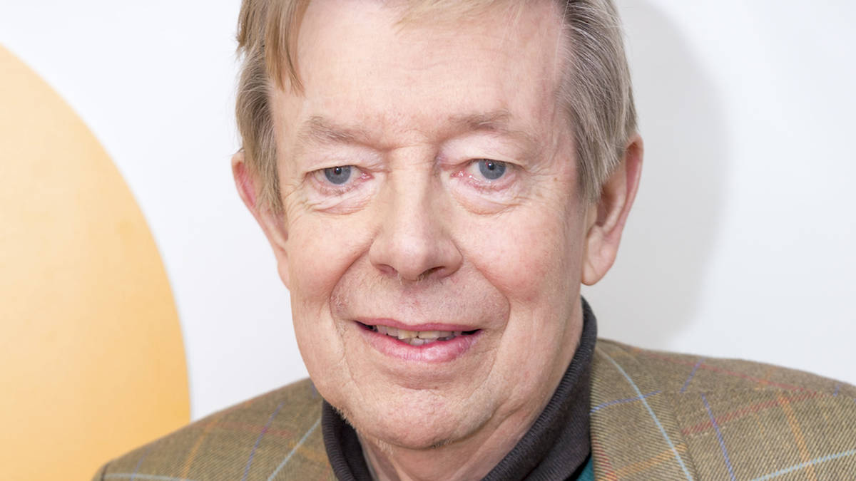 Radio and TV legend Henry Kelly dies aged 78 | LBC