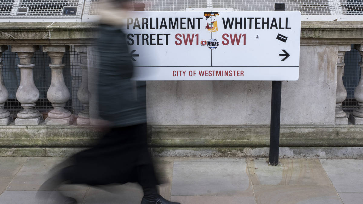 'We need to treat taxpayer money with respect': Ministers freeze civil ...