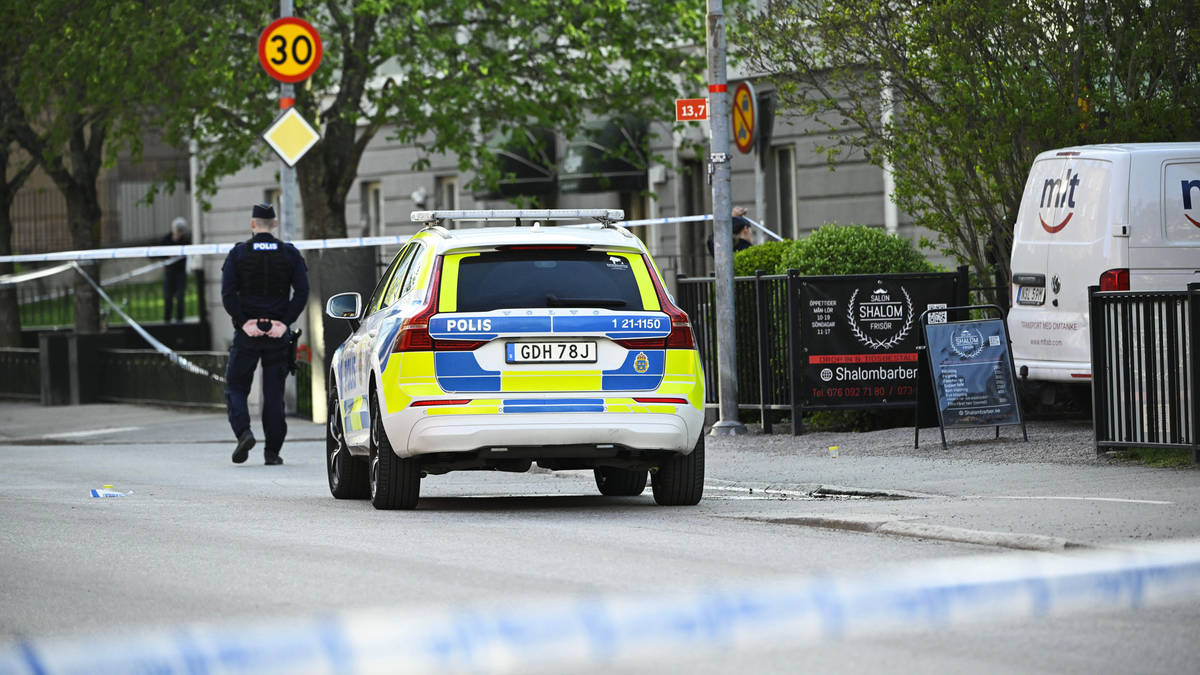 Three people killed in Sweden shooting as police hunt gunman who 'fled ...