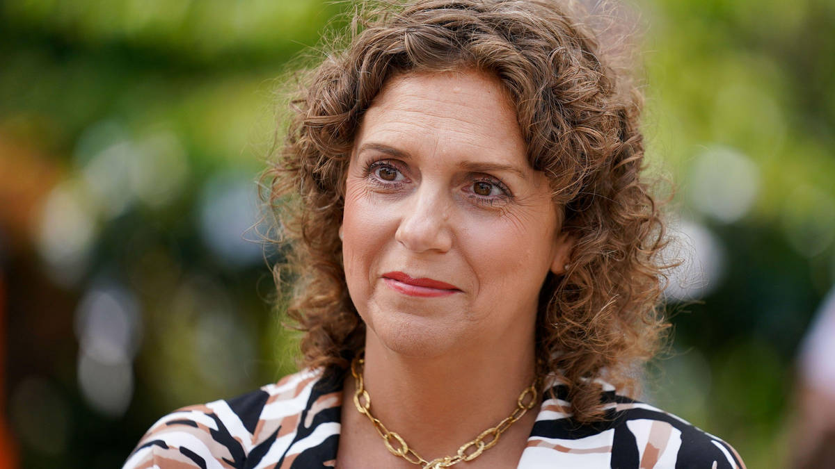 Captain Tom's daughter and her husband pay themselves double previous ...