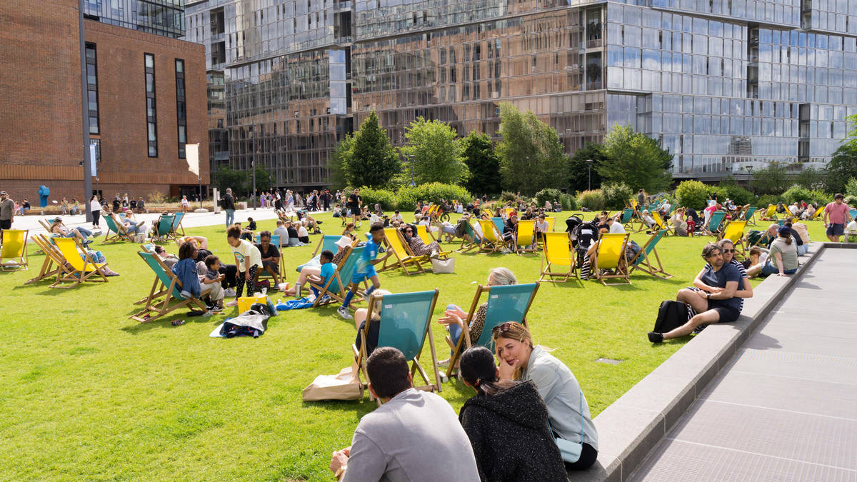 UK sees warmest spring on record and driest in more than 50 years | LBC