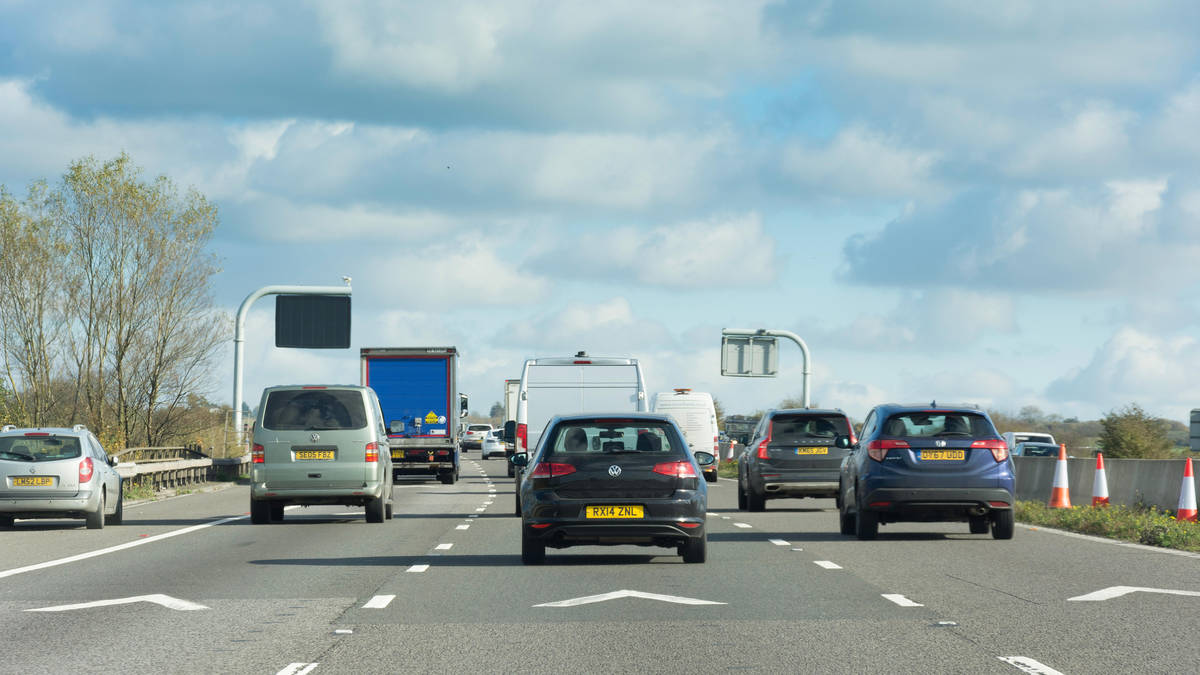 Major motorway closed in both directions and 'unsafe to use' after ...
