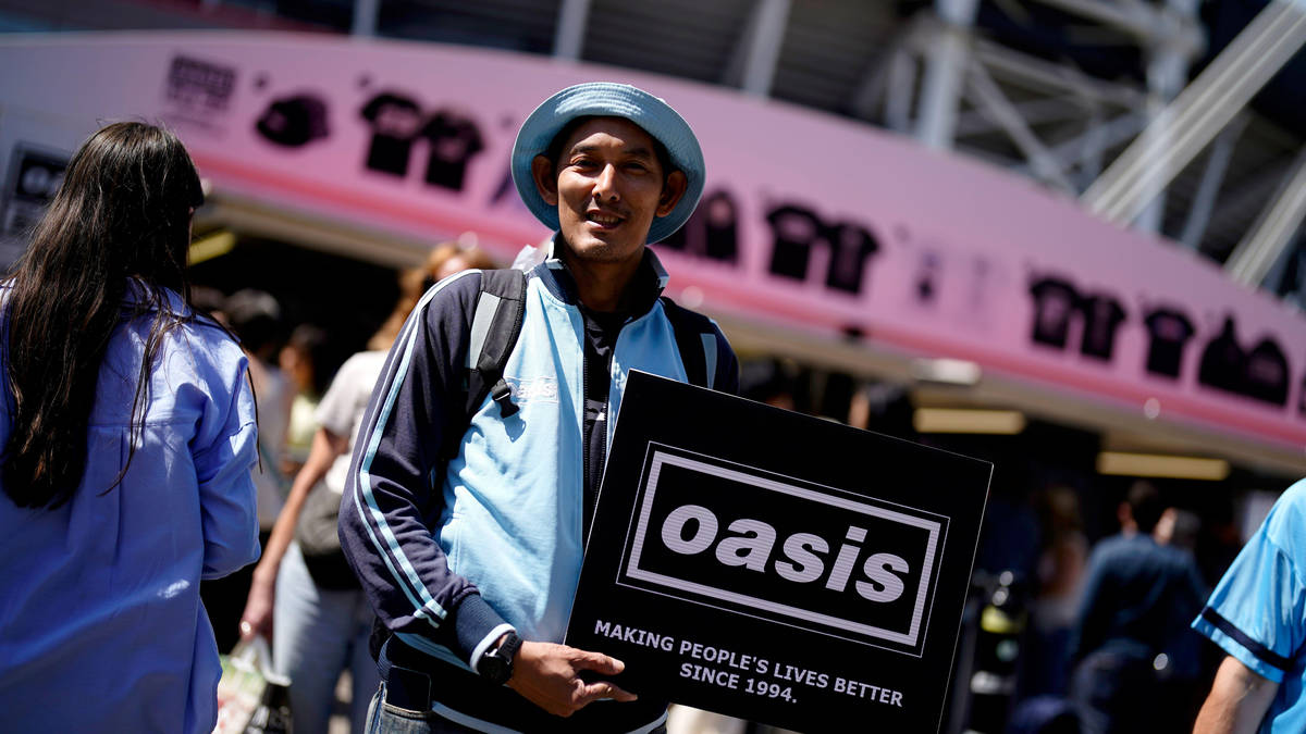 Oasis mania: Fans from across the globe to attend first reunion show in ...