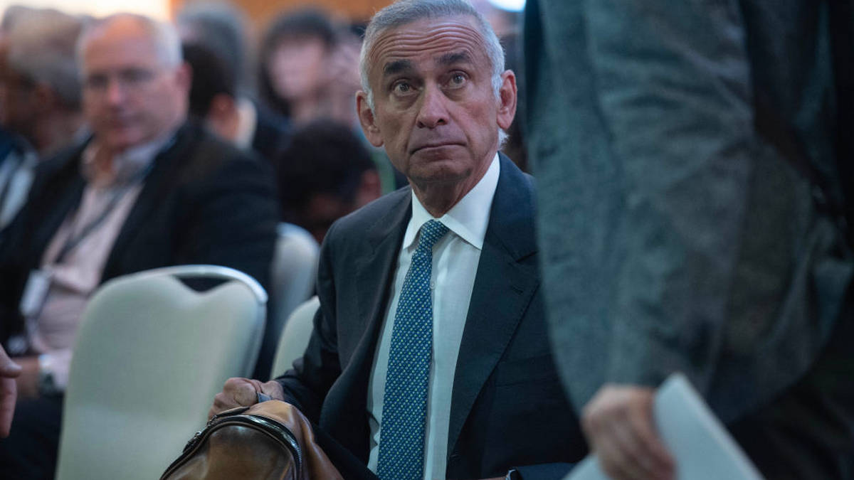 Lord Darzi robbed of £175,000 Richard Mille watch on Capri holiday | LBC