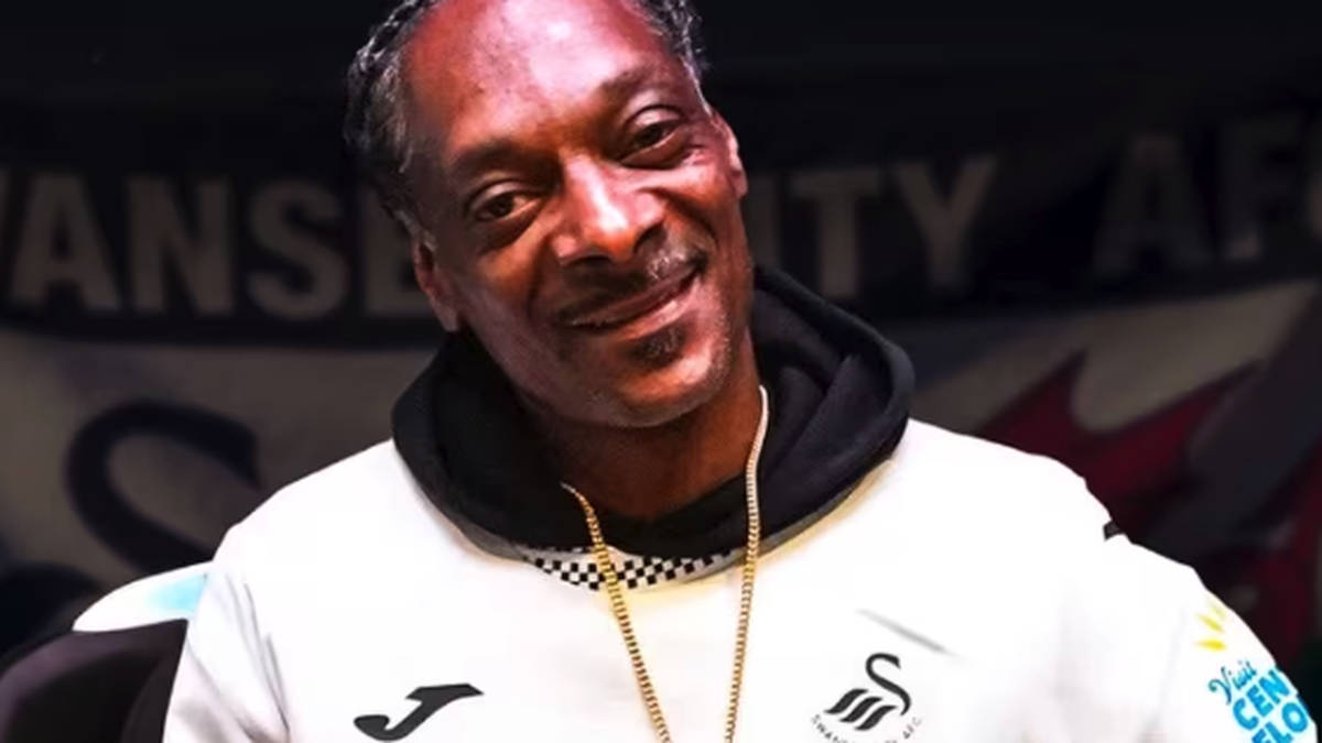 Snoop Dogg officially becomes co-owner of Swansea | LBC
