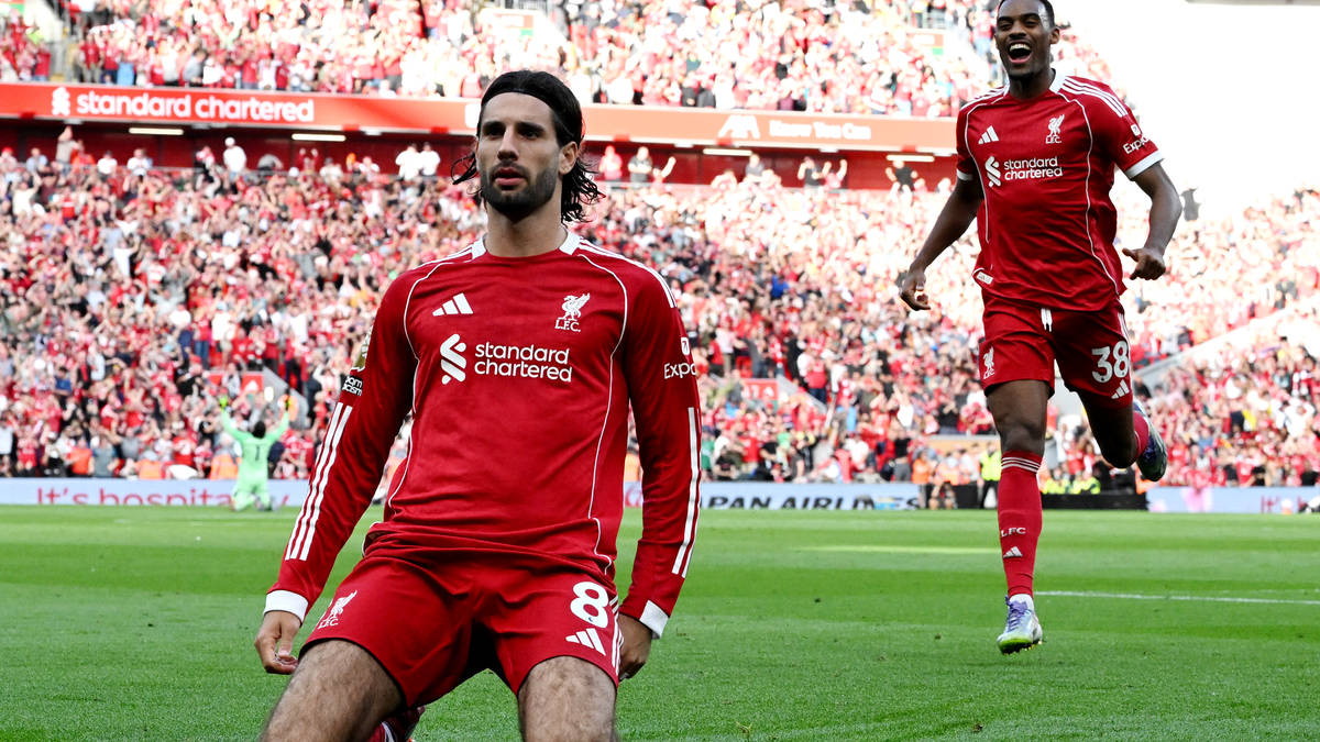 Stunning Szoboszlai free-kick sinks Arsenal as Liverpool win early ...