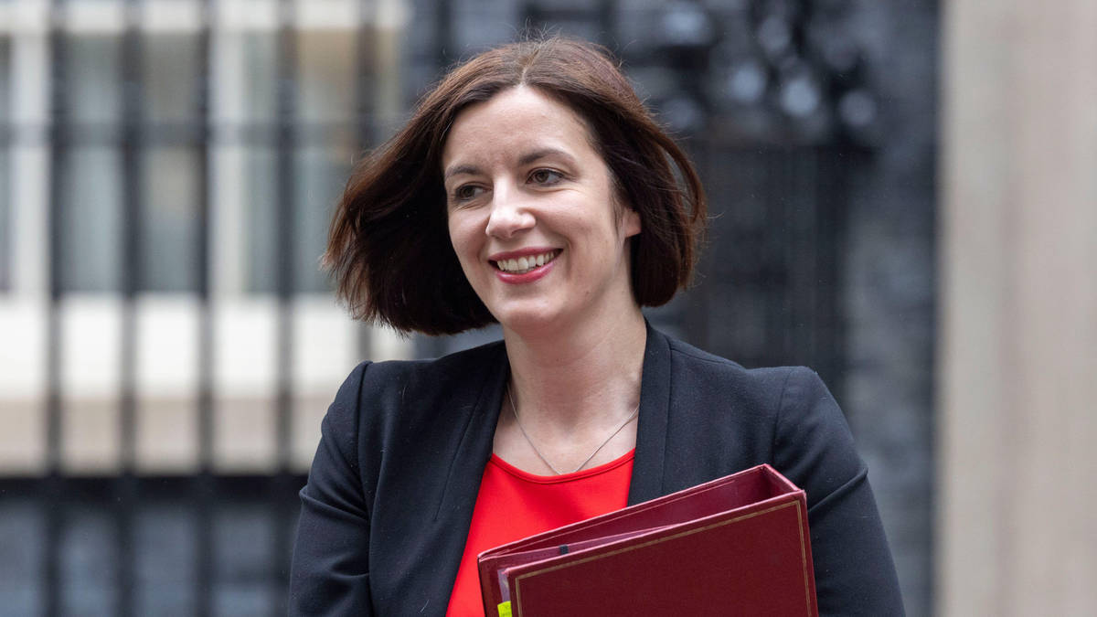 Labour's Bridget Philipson becomes first cabinet minister to enter ...