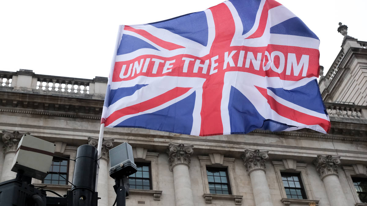 What are the laws and rules around hanging up flags? | LBC