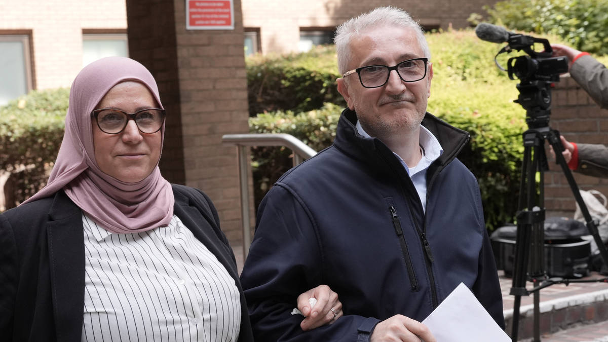 Muslim man spared jail after attack during Koran burning | LBC
