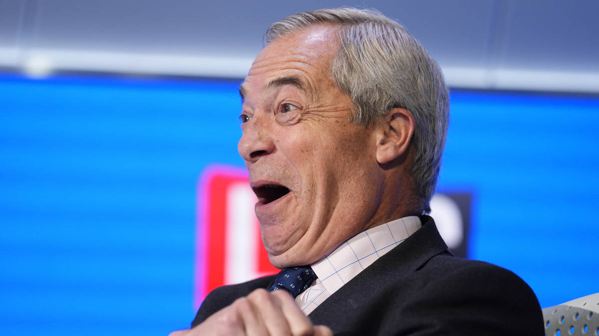 'Absolute disgrace': Nigel Farage slams Epping migrant sentence as he ...