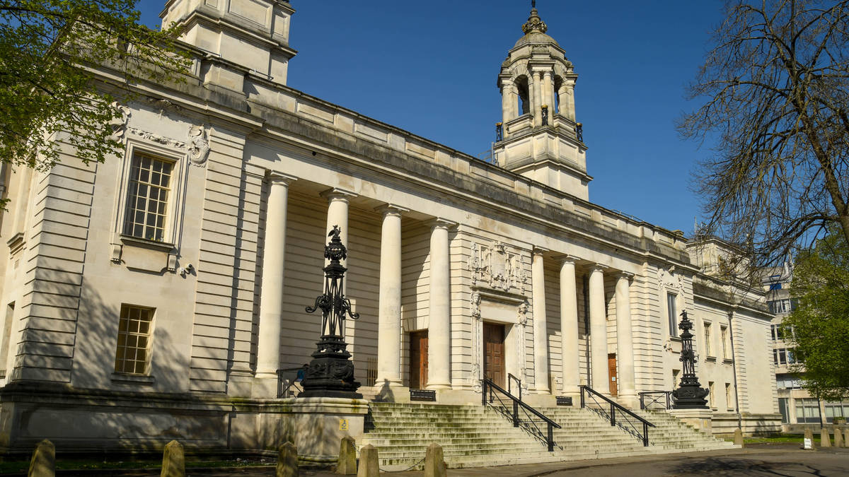 Crown court backlog in England and Wales rises to record level | LBC