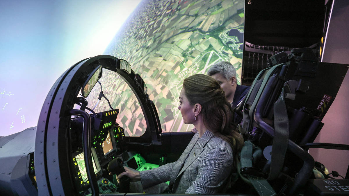 Kate ‘takes flight’ over Lincolnshire during visit to RAF base | LBC