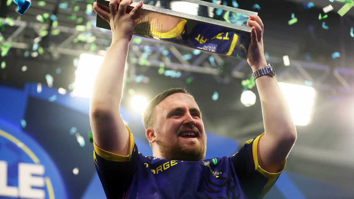 Luke Littler storms to first World Grand Prix title after beating Luke ...