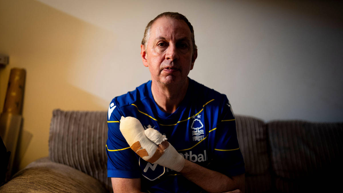 Fund for train attack hero passes £50,000 as his beloved club donates £ ...