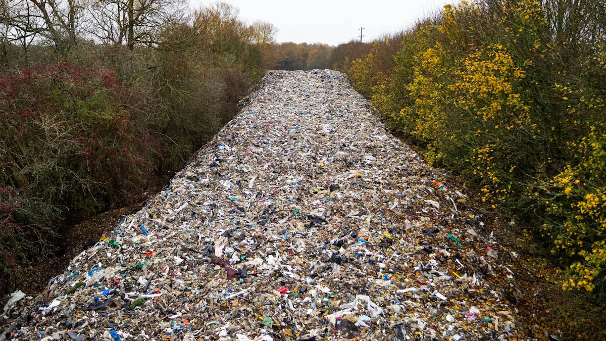 Mountain of dumped waste by Oxfordshire river 'visible from space ...