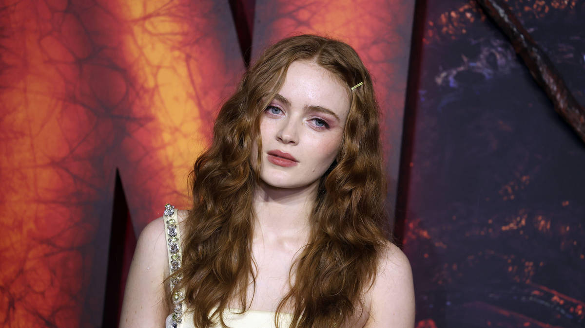 Stranger Things star Sadie Sink to make West End debut in Romeo ...