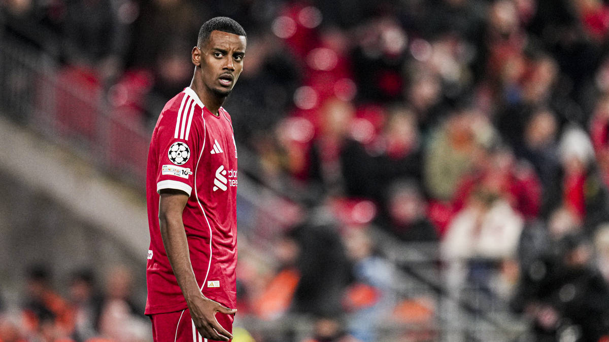 Embarrassing Liverpool slump to 4-1 defeat to PSV as pressure is heaped ...