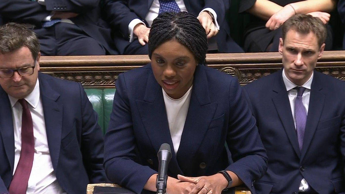 Rachel Reeves living in 'la la land' and could be prosecuted over ...