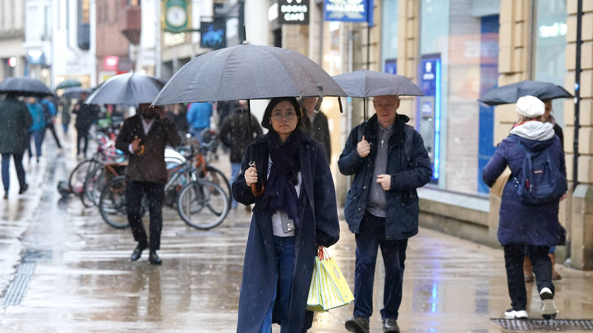 Met Office gives yellow weather warning for UK for rain, but does not ...